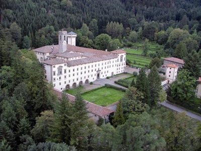 Monasteries in Tuscany to visit - It's Tuscany